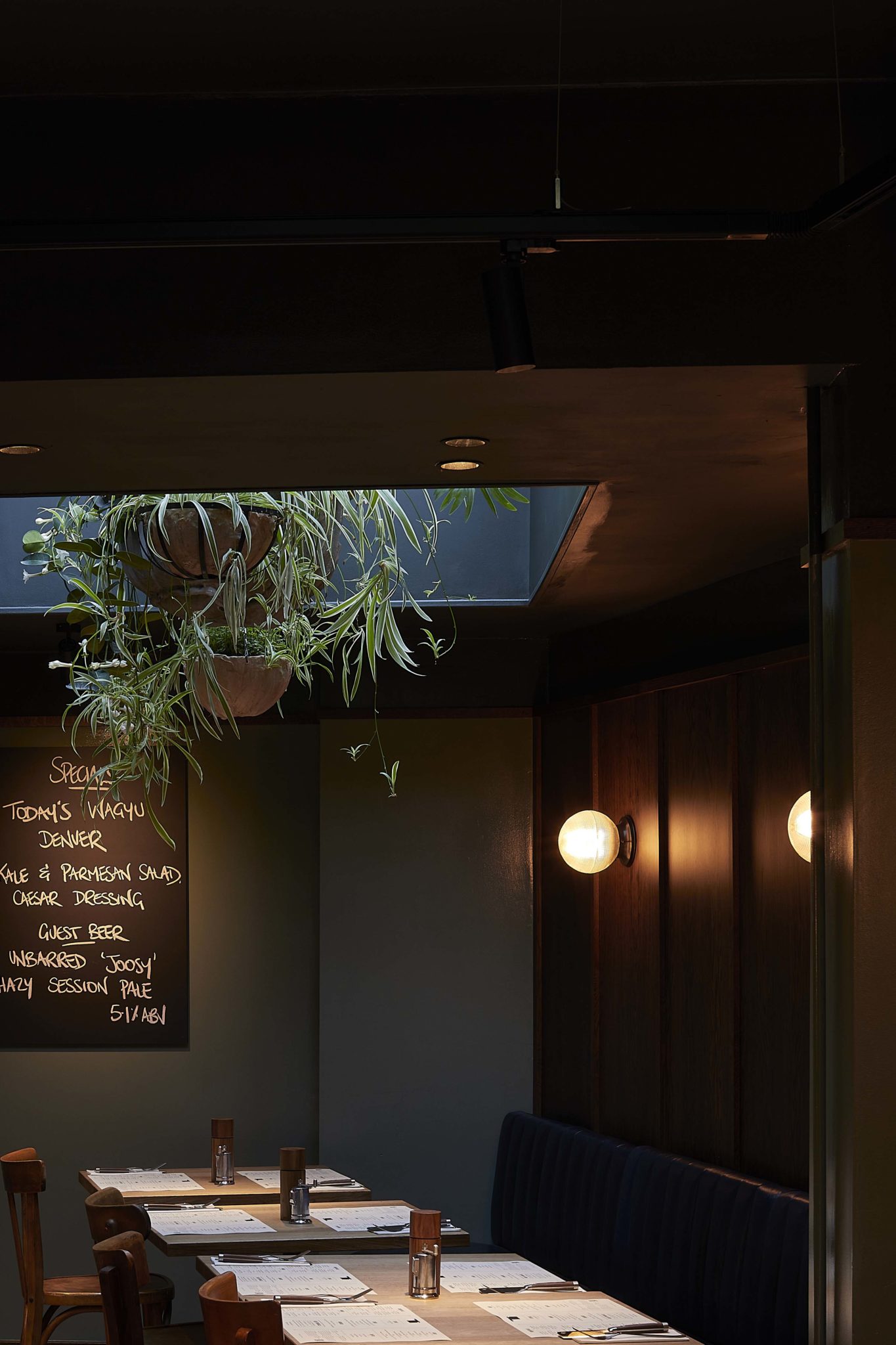 Flat Iron Brighton | Steak Restaurant in the heart of The Lanes